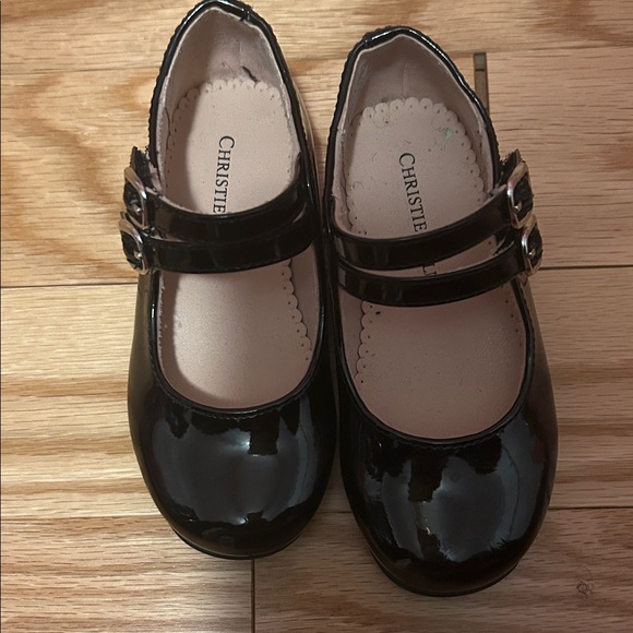 christie & jill | Shoes | Christie Black Patent Leather Kids Mary Jane ...